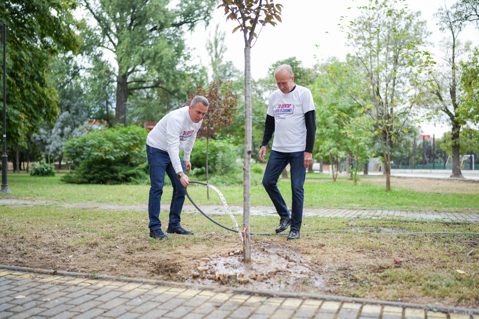 Герасимовски: Кампањата ја стартуваме со садење дрвја, како симболика ...